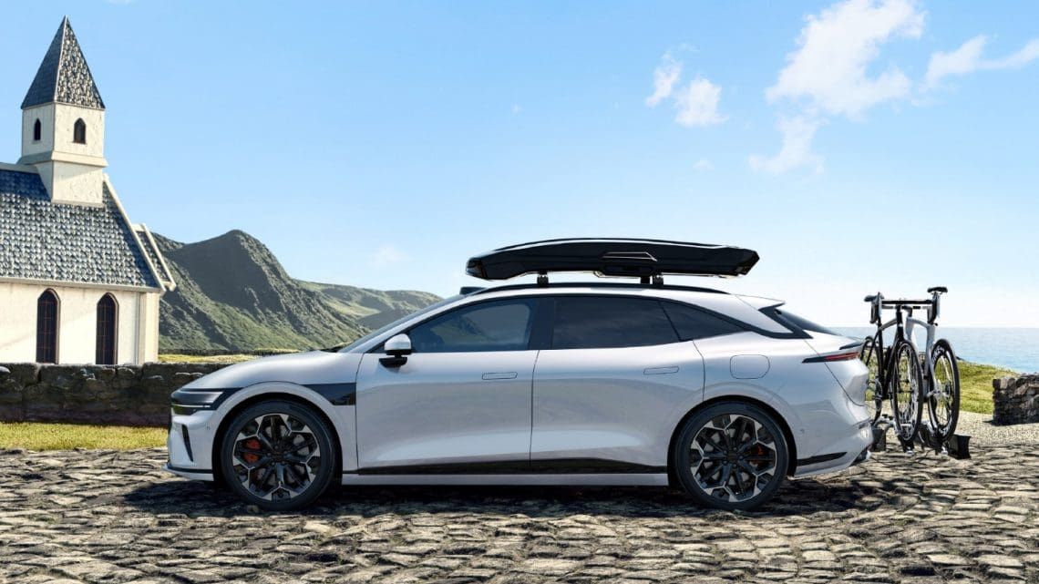 Zeekr shows the first images of the new 007 GT van.