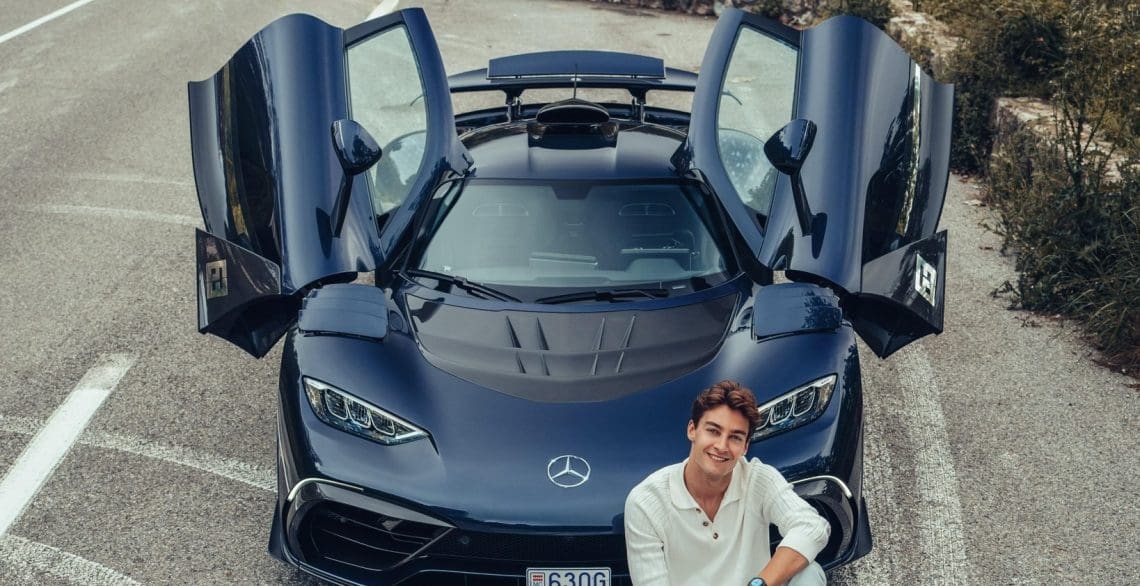 O Mercedes-AMG ONE de George Russell, avaliado em 2,7 milhões de ...