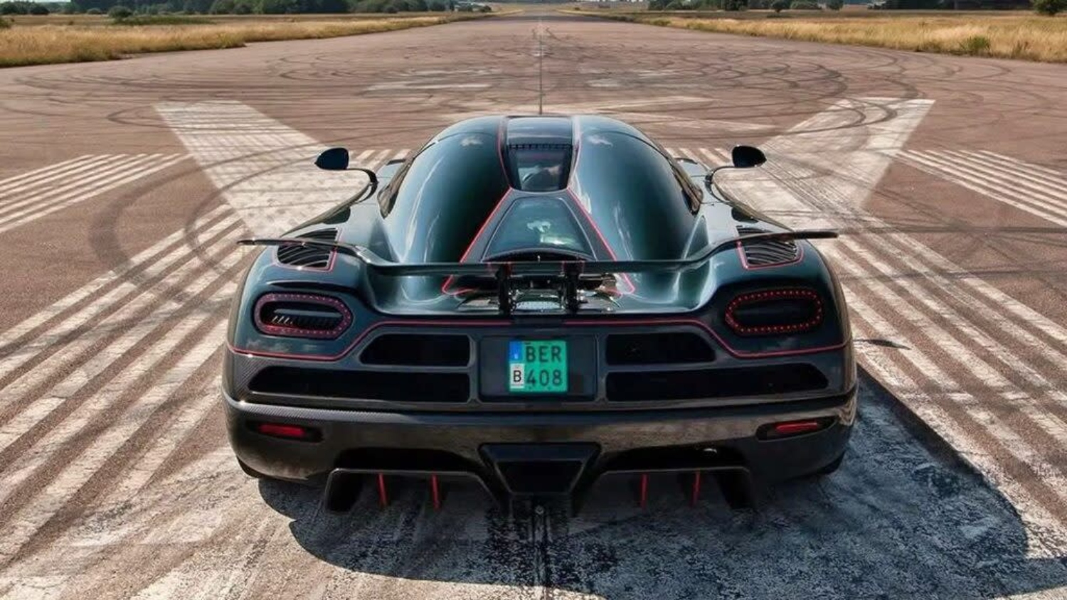Koenigsegg Agera R renasce em edição única com selo Legends Edition ...