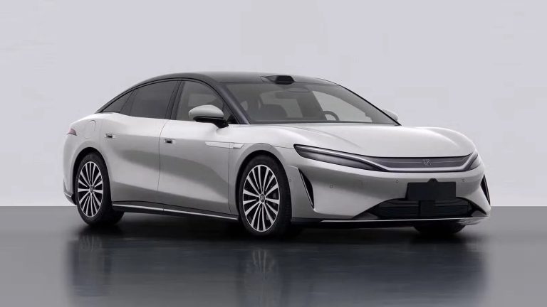 BYD Great Han impressiona com mais potência do que um McLaren 750S ...
