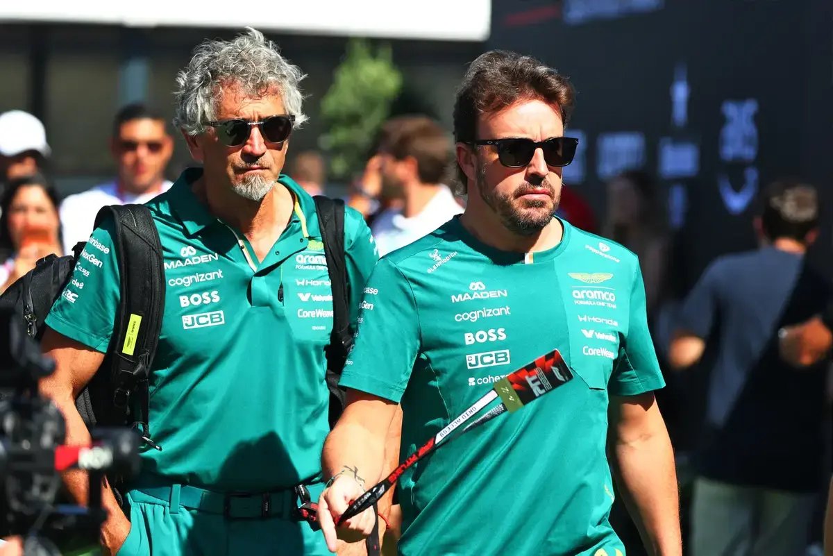 Fernando Alonso pondera regresso surpreendente à Alpine em 2026