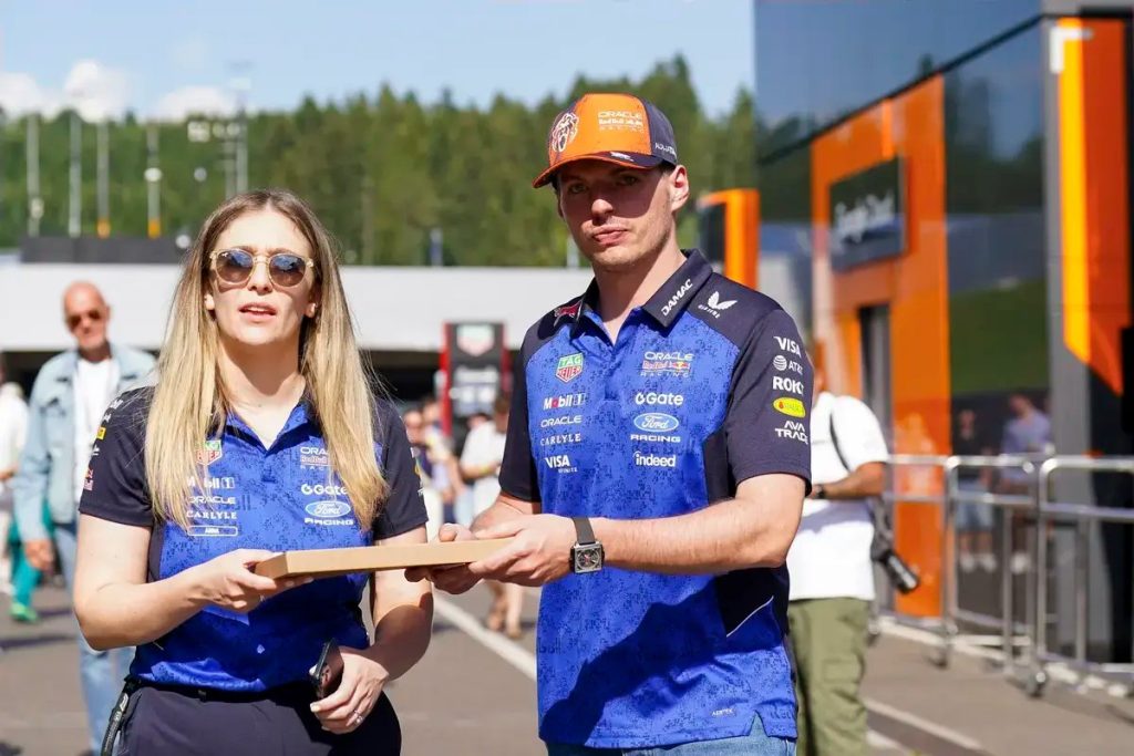 Verstappen negociações McLaren: revelado futuro incerto na F1
