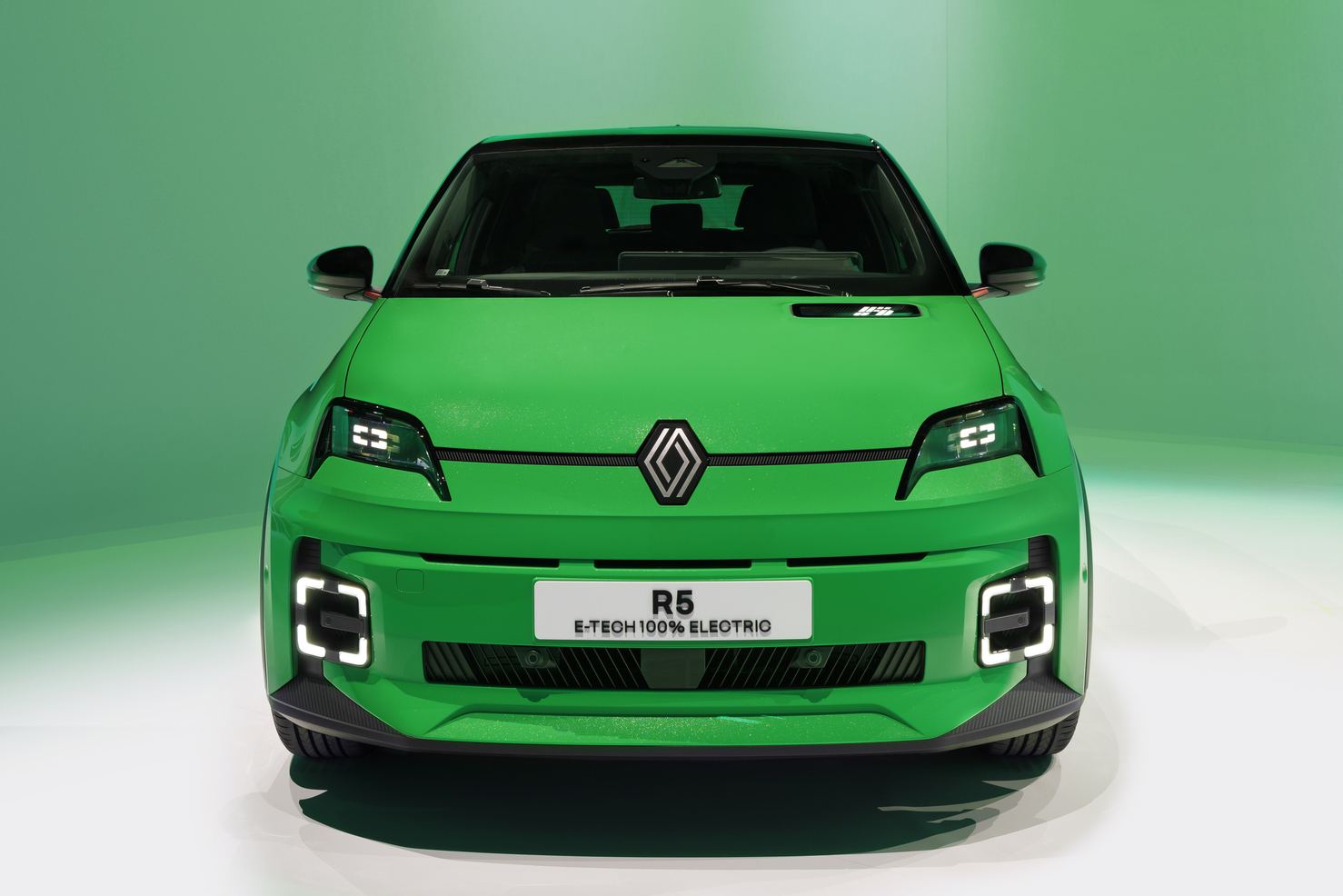 NOVIDADE: Aqui está o novo Renault 5 elétrico! - AutoGear