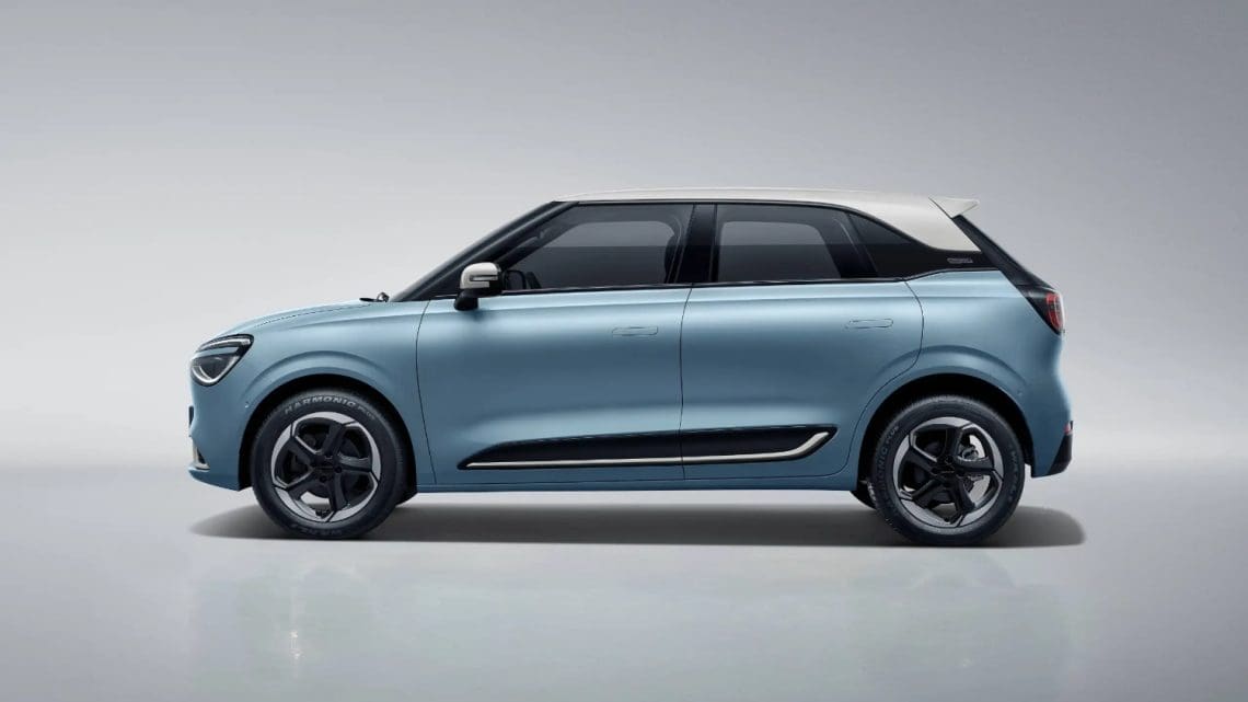 "Dongfeng Box is showcased in Italy."