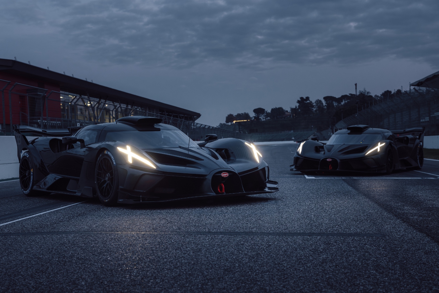 Bugatti pushes the Bolide to the limit at Imola. - AutoGear