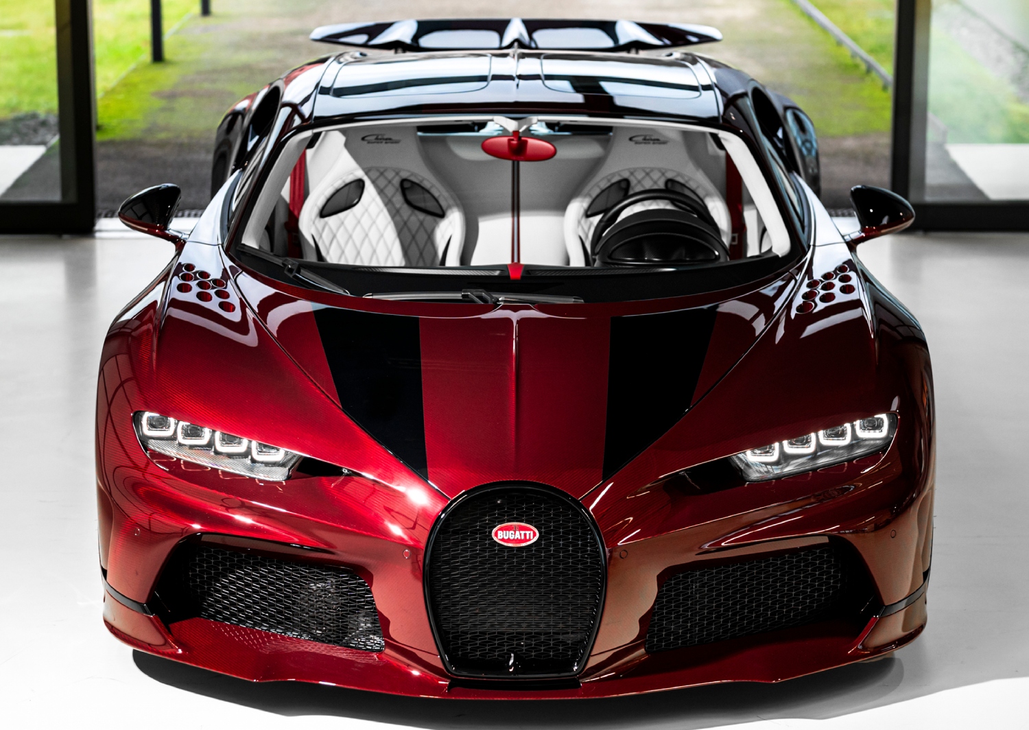 Bugatti reveals the exclusive Chiron Super Sport "Red Dragon".