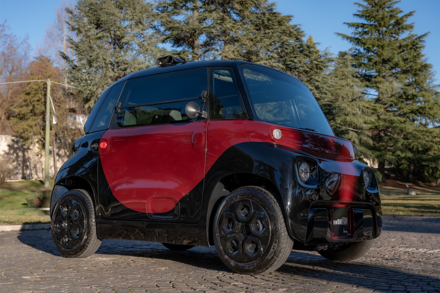 Citroën Ami ganha customização de homenagem ao 2CV Charleston - AutoGear