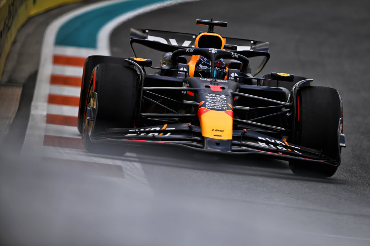 Verstappen secures sixth consecutive pole in Formula 1 in 2024.